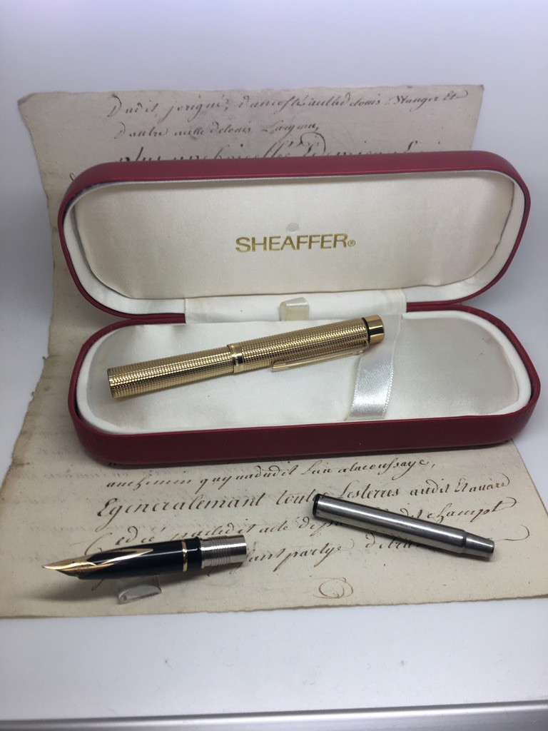 Stylo plume neuf Sheaffer Targa plaqué or